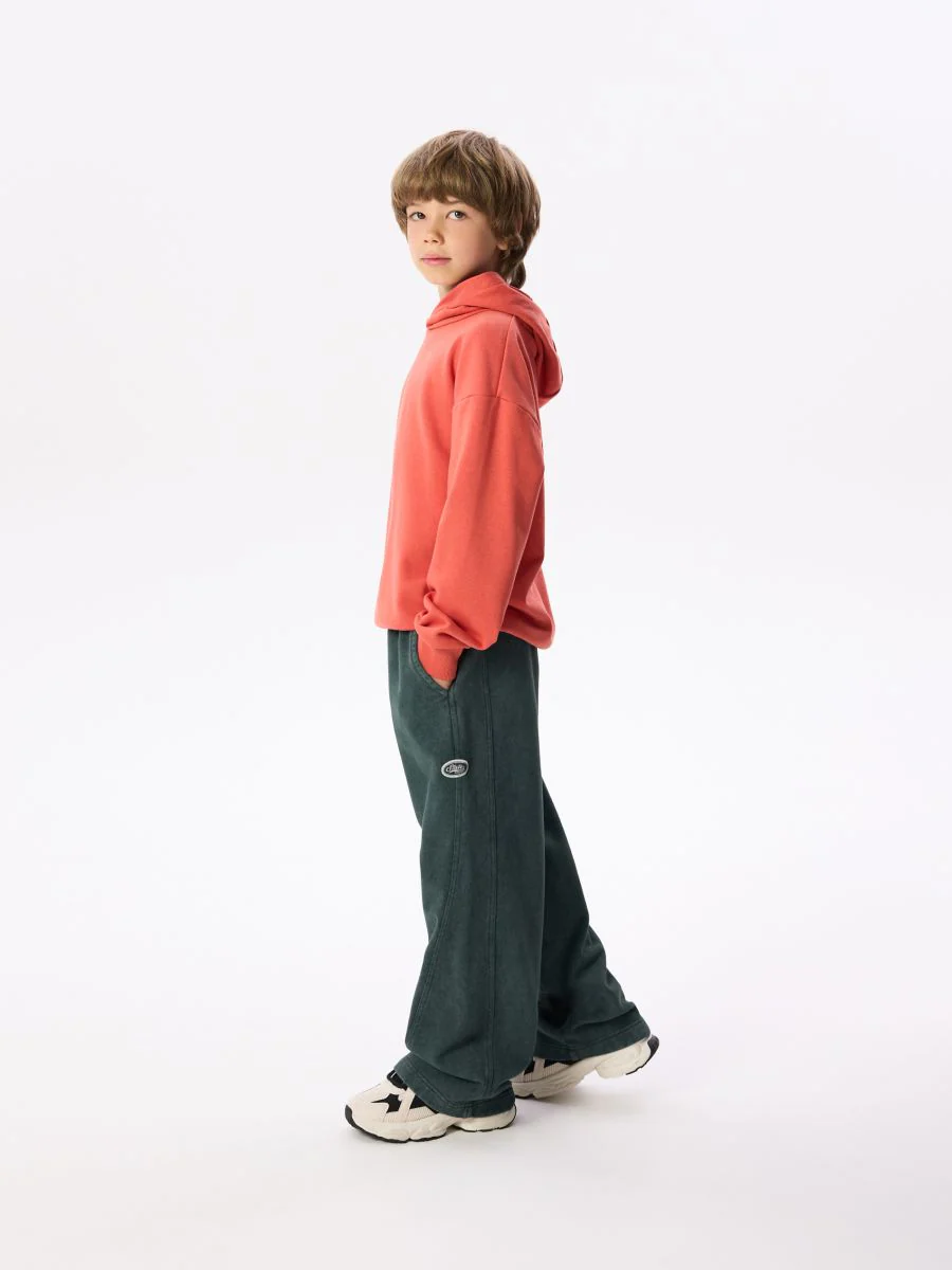 Wide leg pantalone sa efektom ispranosti