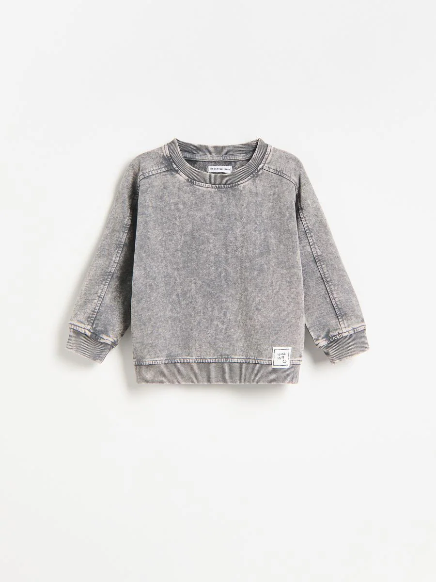 Top dugih rukava s acid wash efektom