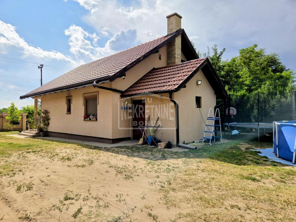 Subotica-Donji Tavankut-kuća od cigle blizu šume ID#2202
97.500 €