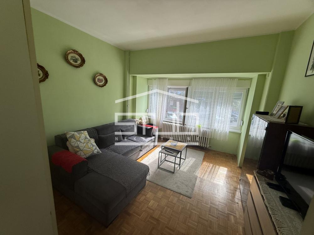 Uknjižen 2.5 stan na Novom Beogradu, prodaja! ID#1597
204.900 €