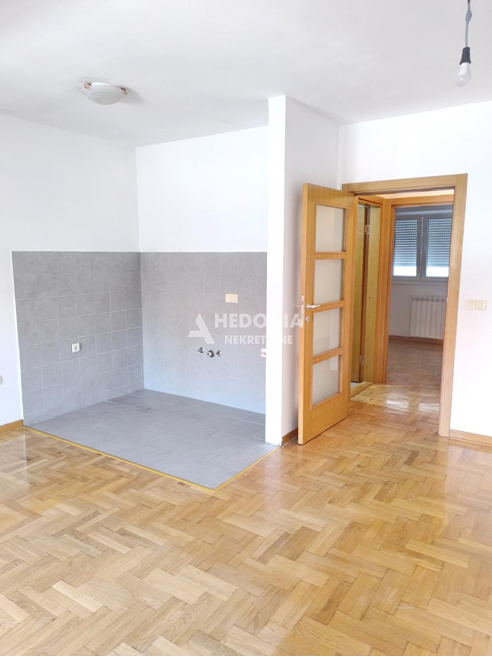 Dorćol, Budimska, nov, 2.0, odmah useljiv ID#10587
220.000 €