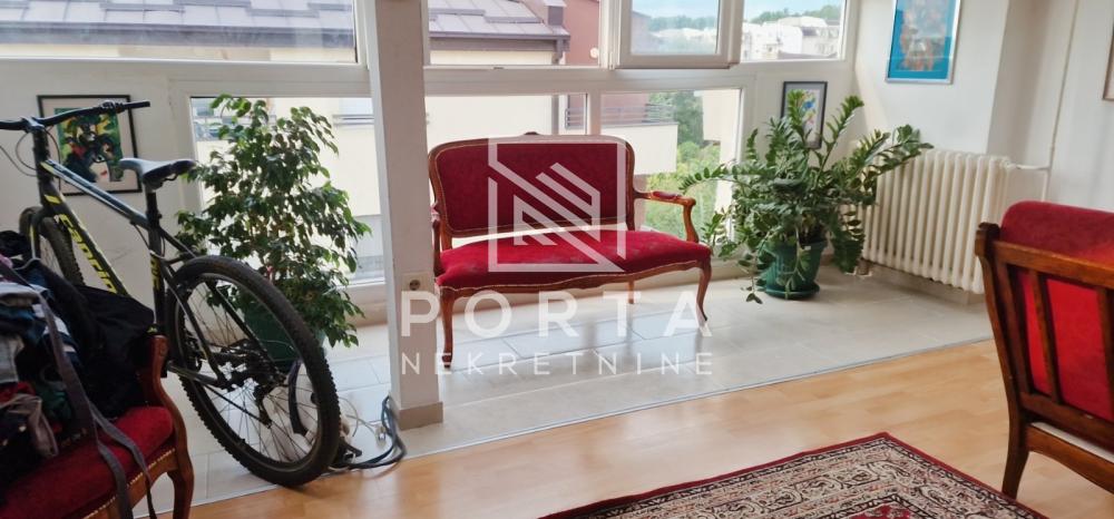 Zvezdara–Centar Mirijeva-petosoban stan 105 m² ID#1653
178.000 €