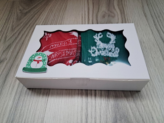 Christmas zenske carape 2 para u kutiji 35-38 NOVO
