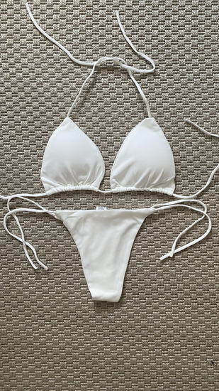 Nov beli tanga kupaci kostim