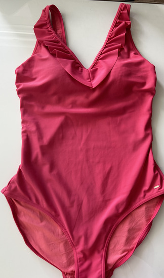 Roze kupaci kostim sa karnerima