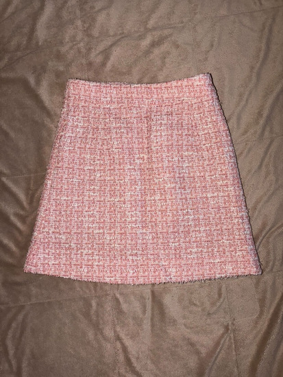 Suknje bela i roze