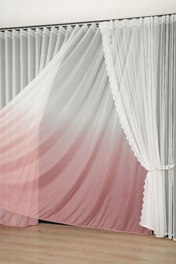 Zavesa roze ombre