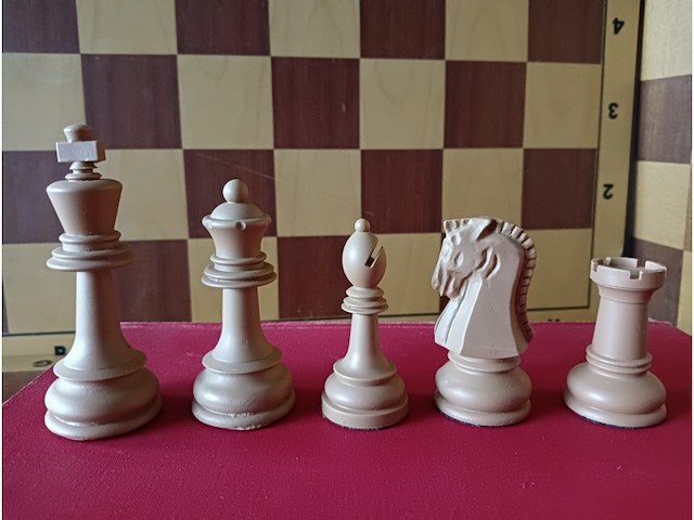 Sahovske Figure Dubrovnik takmicarske (Kralj krst)