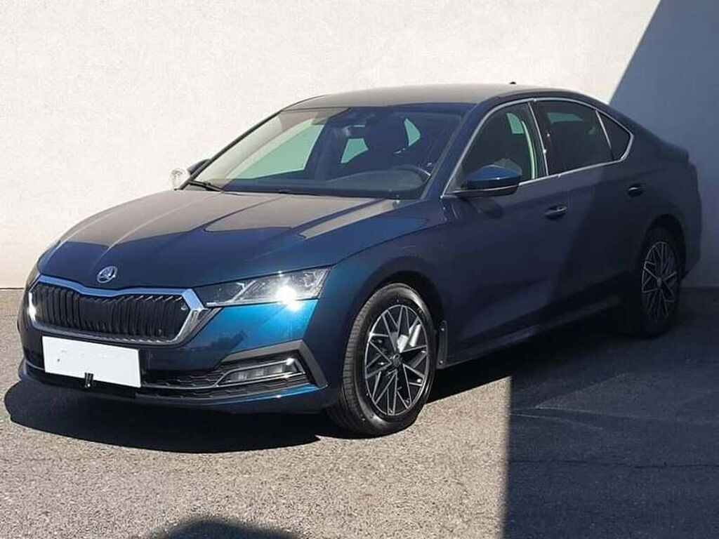ŠKODA OCTAVIA IV - KOMPLETAN AUTO U DELOVIMA | Kompletan auto u