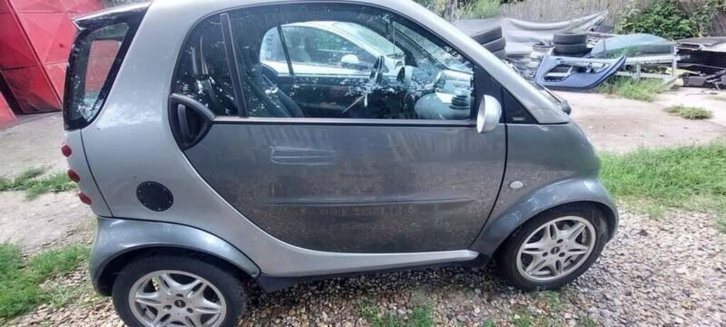 SMART FORTWO - KOMPLETAN AUTO U DELOVIMA | Smart 800cdi,599.699