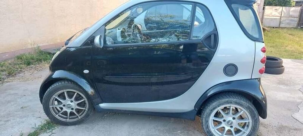 SMART FORTWO - KOMPLETAN AUTO U DELOVIMA | Smart fortwo 80 cdi