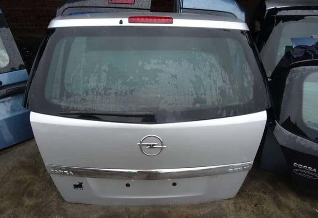 GEPEK VRATA VISE BOJA ZA OPEL ZAFIRA | Svi delovi za Opel vozila