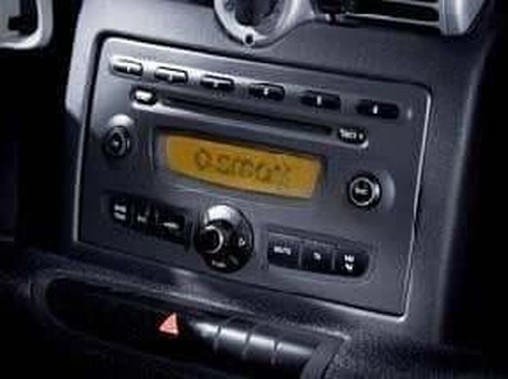 FABRICKA MUZIKA ZA SMART FORTWO | Smart fortwo fabricka muzika 3g