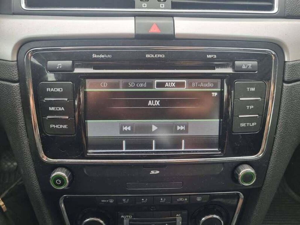 MULTIMEDIJA ZA ŠKODA SUPERB | Polovni originalni delovi za Škoda