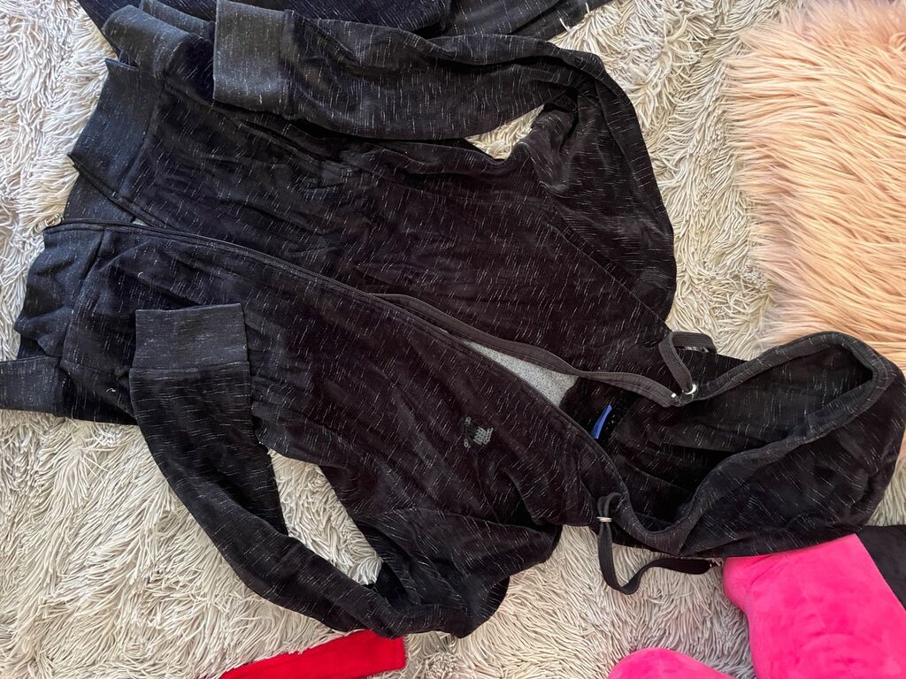 Champion trenerka novo 2000 din