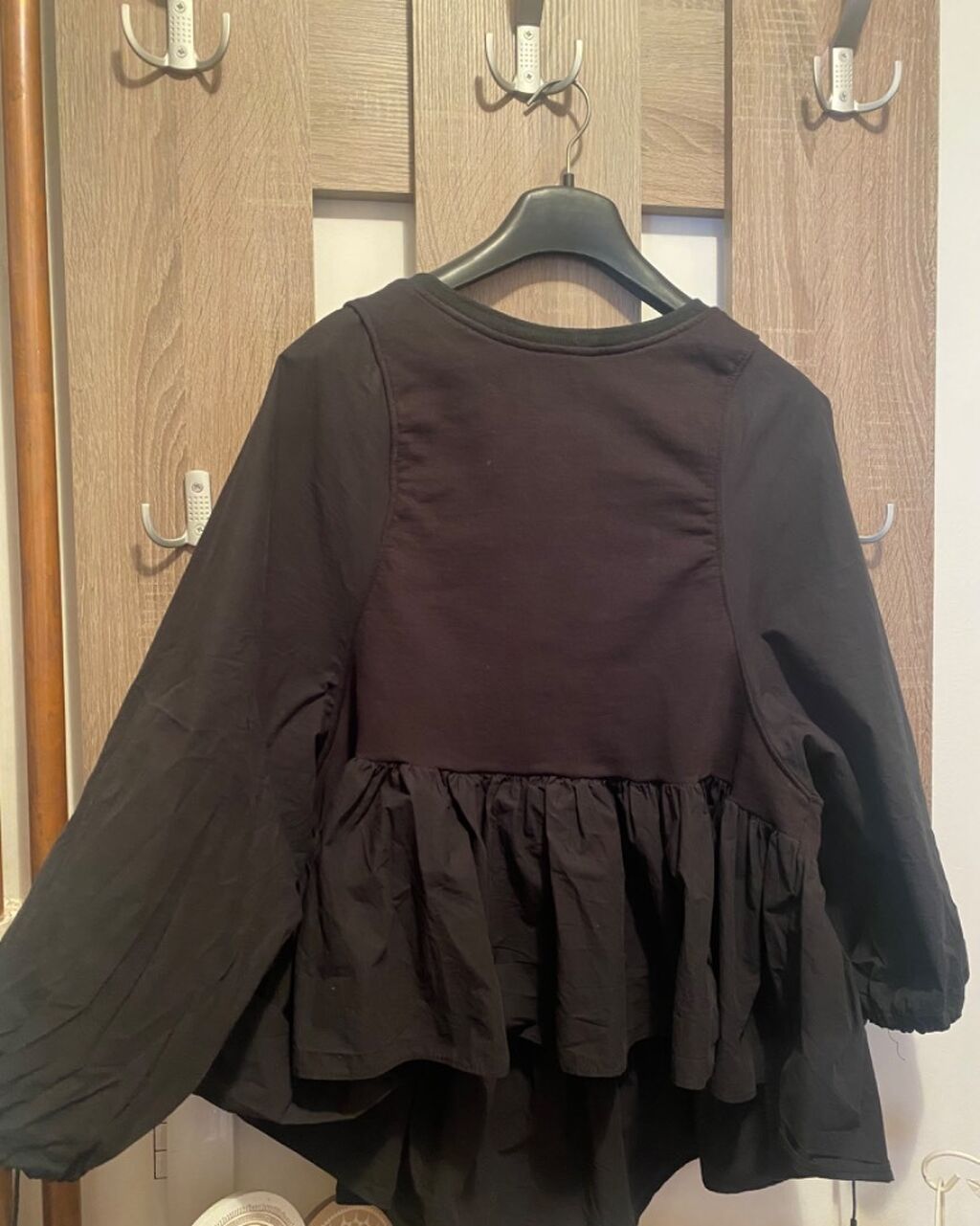 Nova bluza sve vel 1500 din