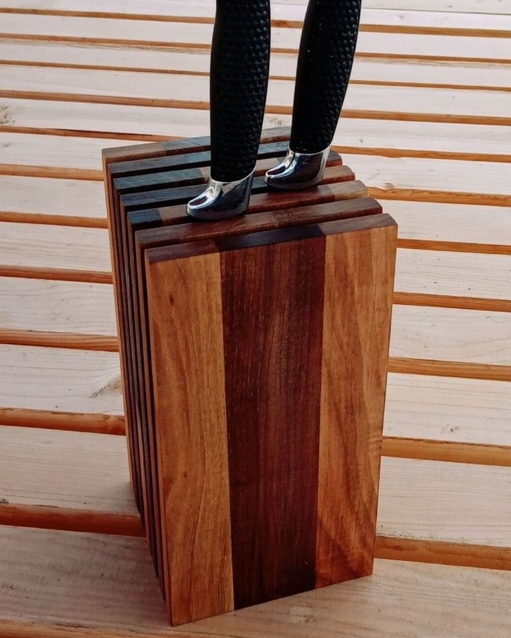 Vertikalni blok za noževe 30200 Vertikalni blok za sigurno spremanje