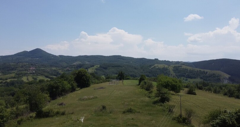 Plac na Divcibarama-selo Rosici