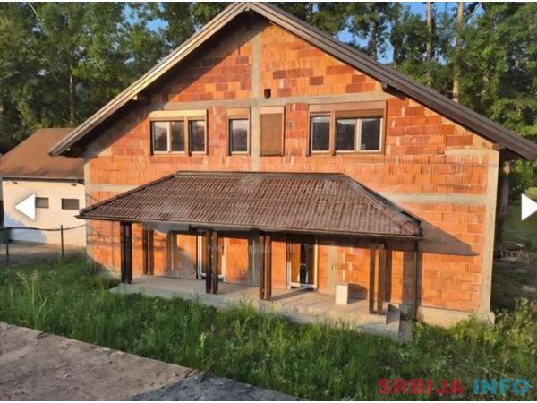 Vrhpolje, etno selo, pored Drine