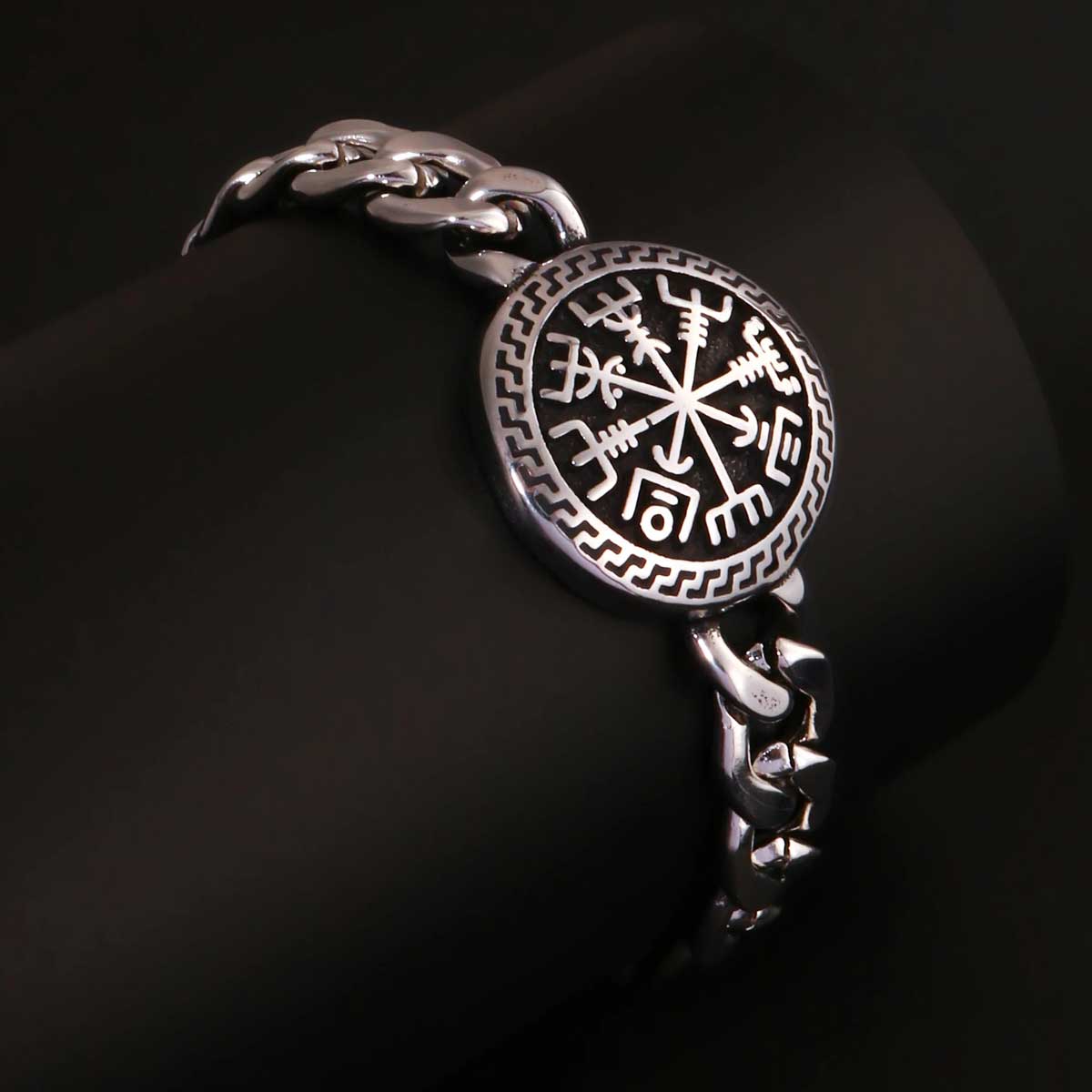 Vegvisir Narukvica