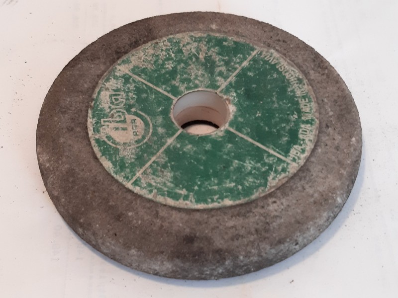 Brusni kamen, tocilo 120x20mm, rupa 20mm, fina granulac