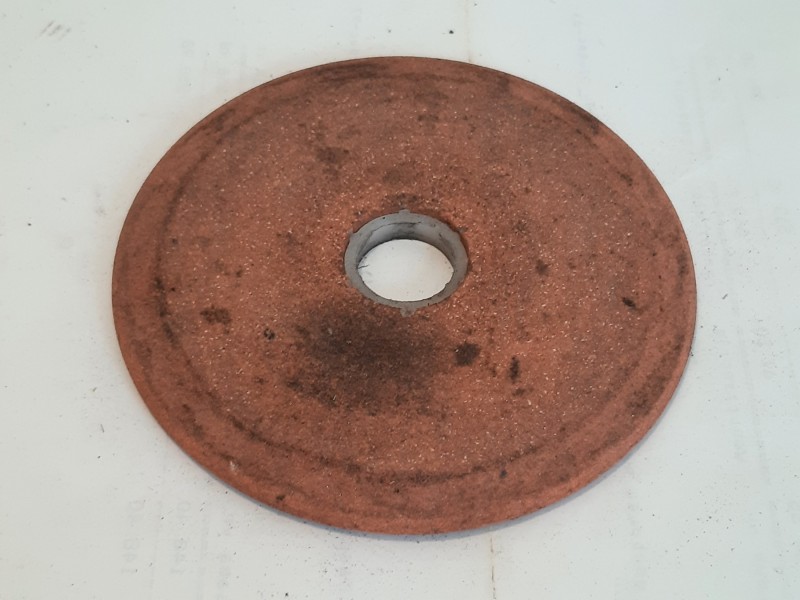 Brusni kamen, tocilo 116x8mm, rupa 20mm, fina granulaci