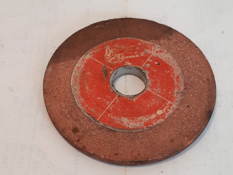 Brusni kamen, tocilo 100x8mm, rupa 20mm, fina granulaci