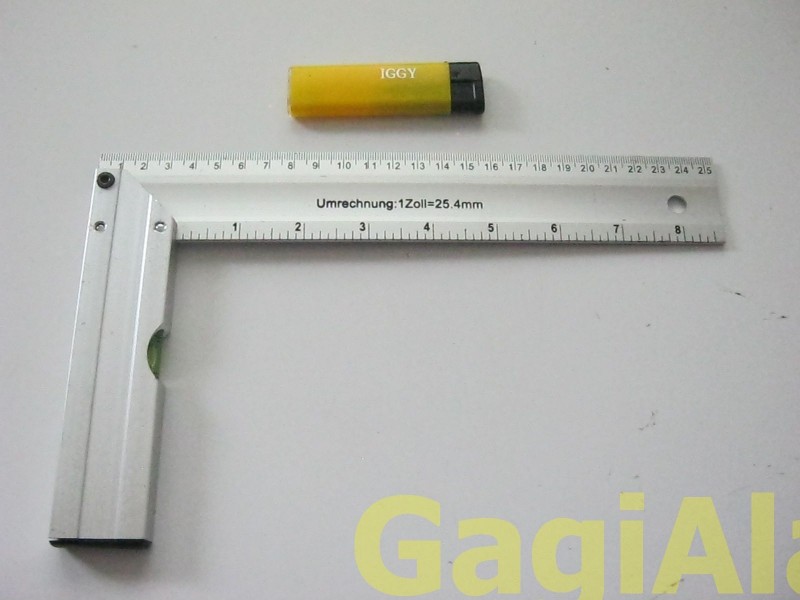 Aluminijumska vinkla sa libelom 250mm