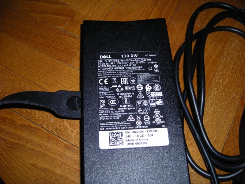 Punjac za laptop Dell 130.0W 19.5V 6.7A(7.4x5.0)