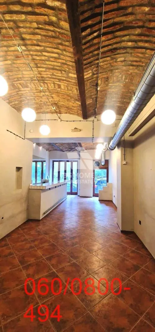 Izdavanje, poslovni prostor, 60m², Stari Grad, Beograd