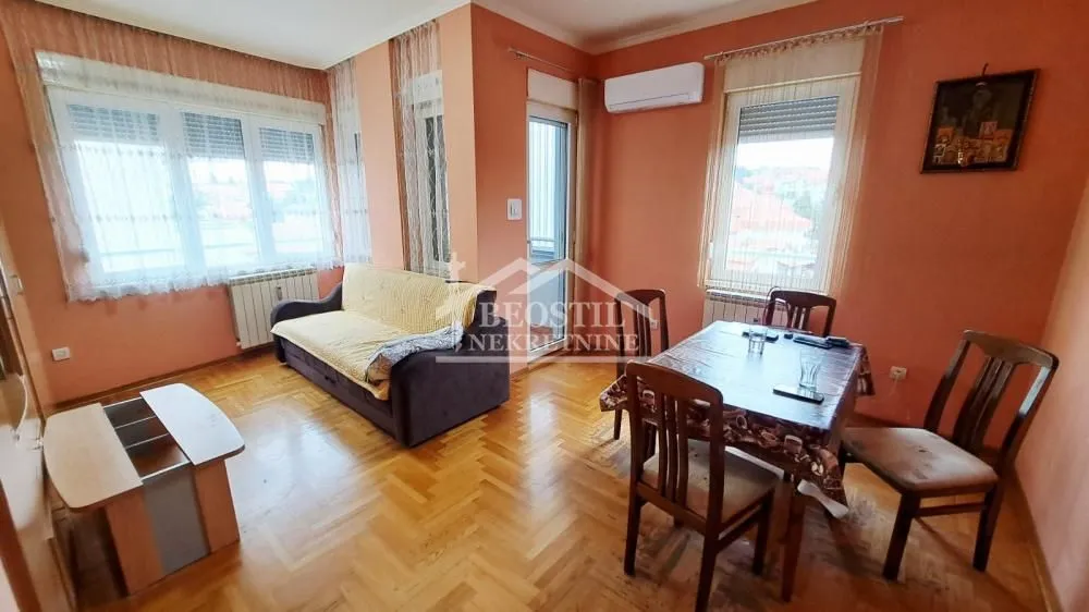Prodaja, četvorosoban stan, 89m², Žarkovo, Beograd
