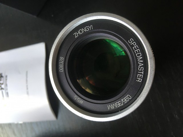 Mitakon Zhongyi Speedmaster 35mm f/0.95 Mark II (Sony)