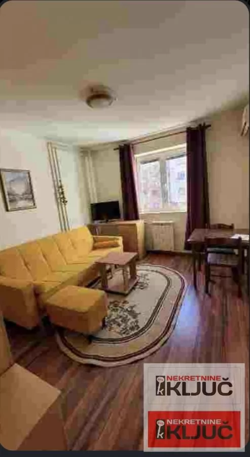 Garsonjera 26 m², Bulevar Oslobođenja, Novi Sad