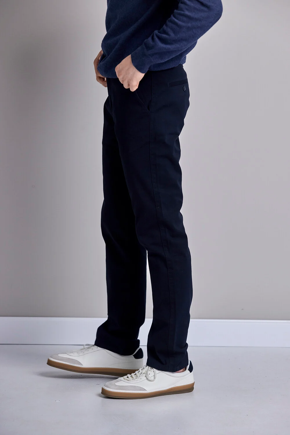 Muške klasične pantalone teget boje
