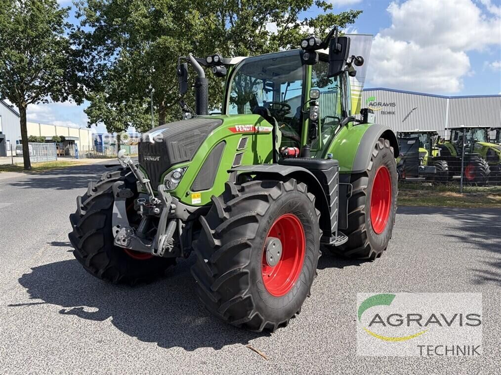 Fendt 724 VARIO GEN-6 Profi+ Setting2 traktor točkaš