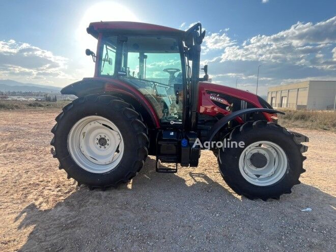 Novi Valtra A 135 LH traktor točkaš