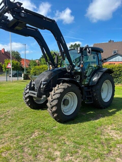 Valtra A 115 MH4 traktor točkaš