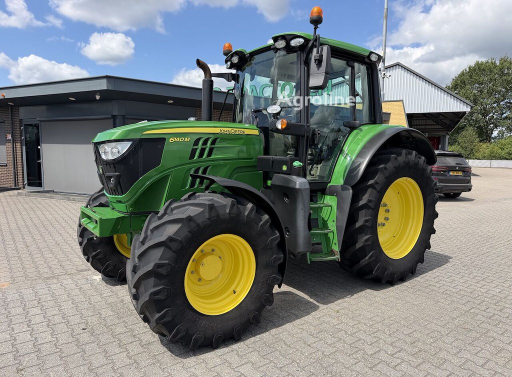 John Deere 6140M traktor točkaš