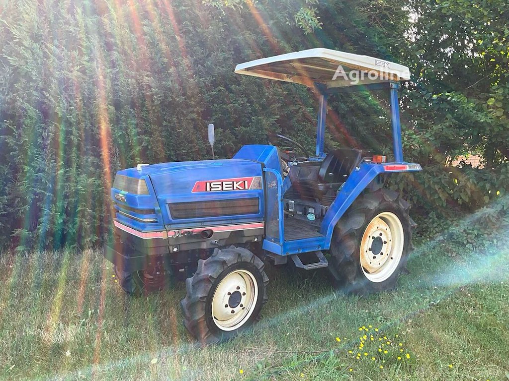 Prodaje se Iseki TA227F traktor točkaš na aukciji