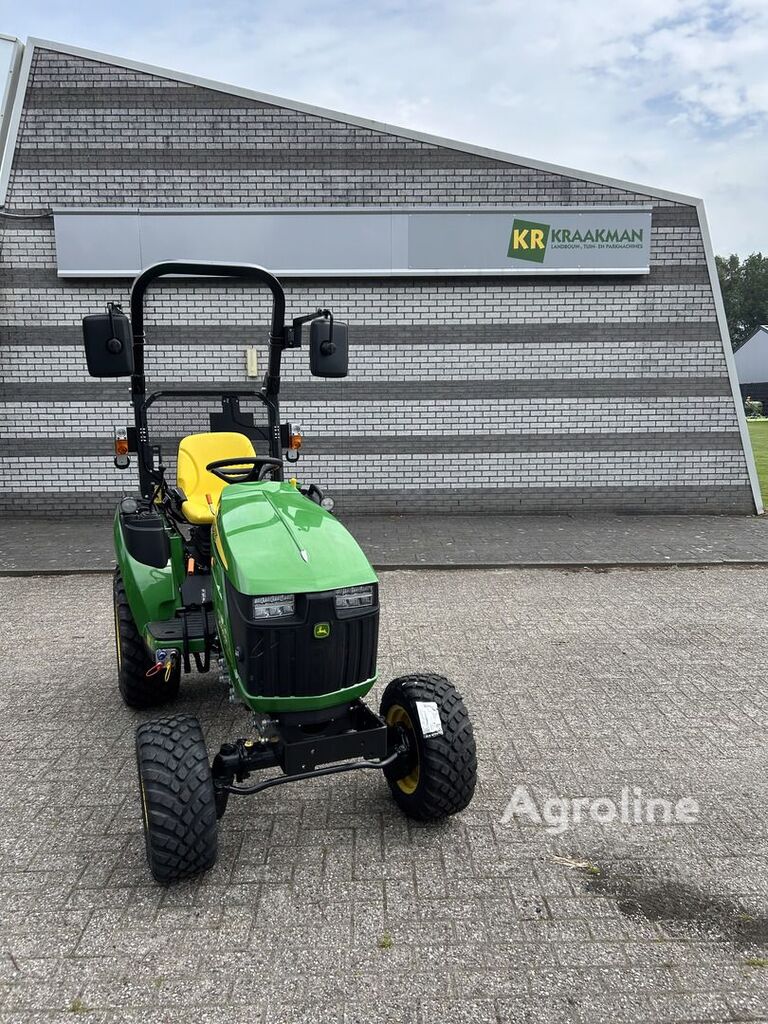 Novi John Deere 2026R mini traktor