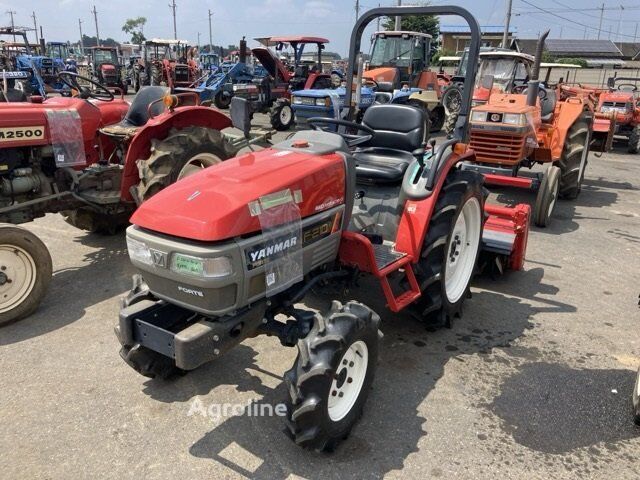 Yanmar TRACTOR(Yanmar) mototraktor