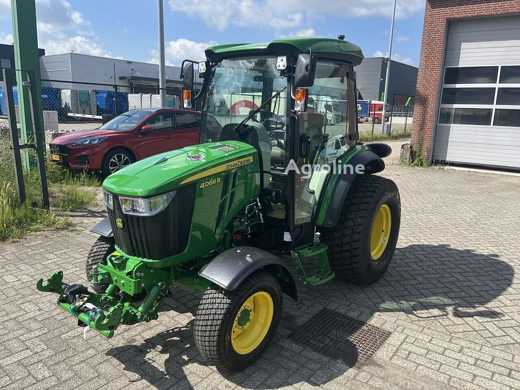 Novi John Deere 4066R traktor kosilica