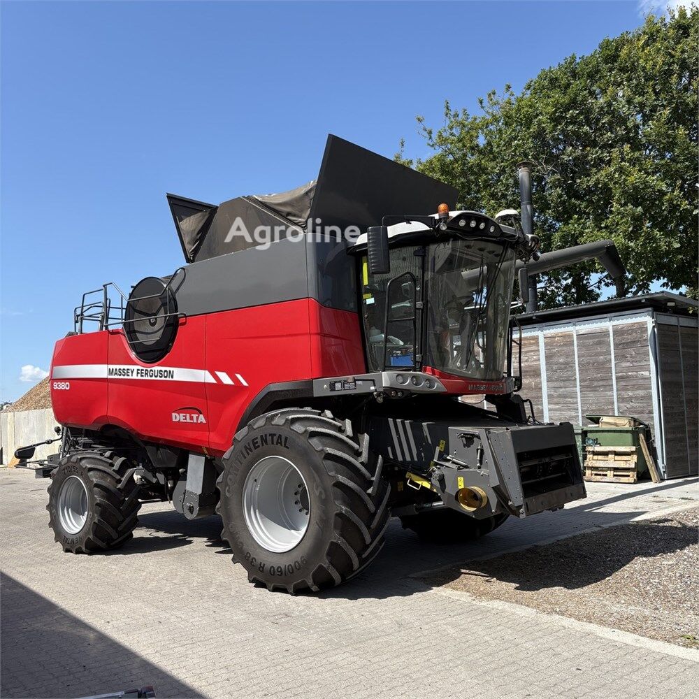 Prodaje se Massey Ferguson 9380 Delta Hybrid kombajn za žito na aukciji