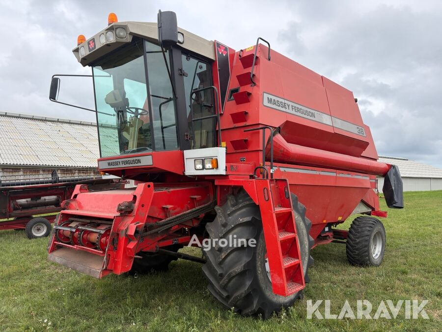 Prodaje se Massey Ferguson MF 38 kombajn za žito na aukciji