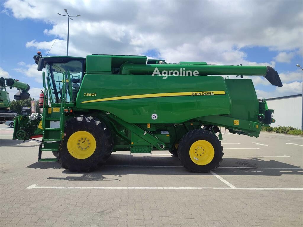 John Deere T550 kombajn za žito