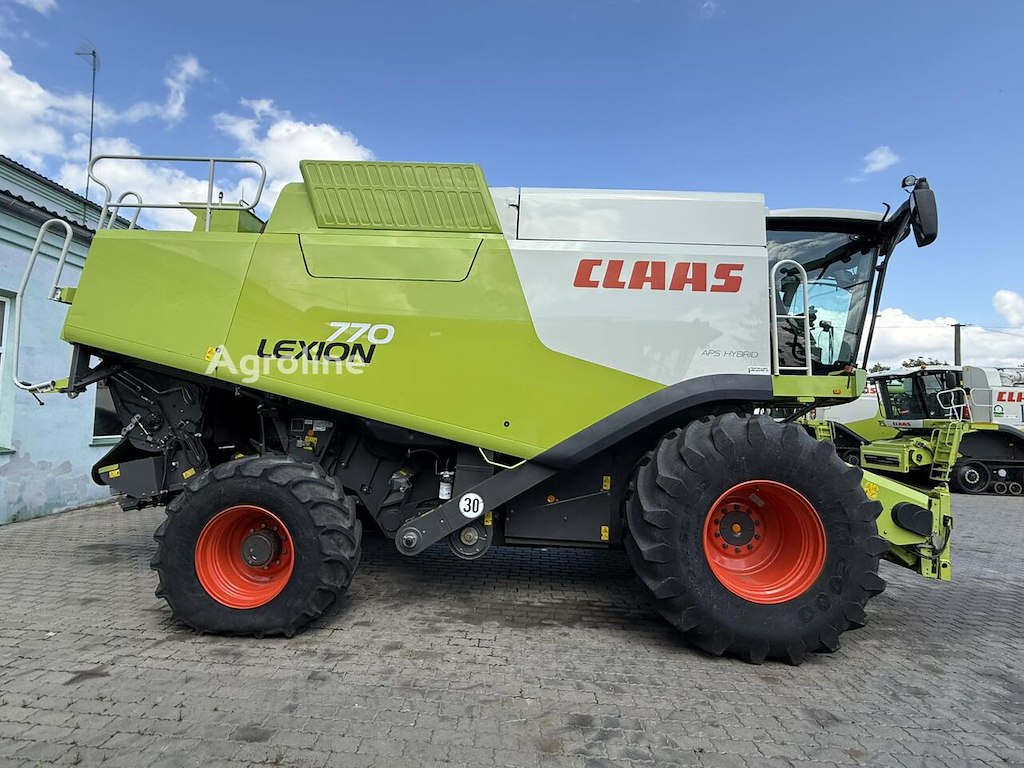 Claas Lexion 770 4WD kombajn za žito