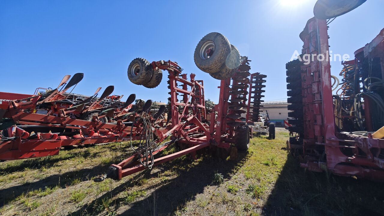Horsch Joker 12 RT tanjirača