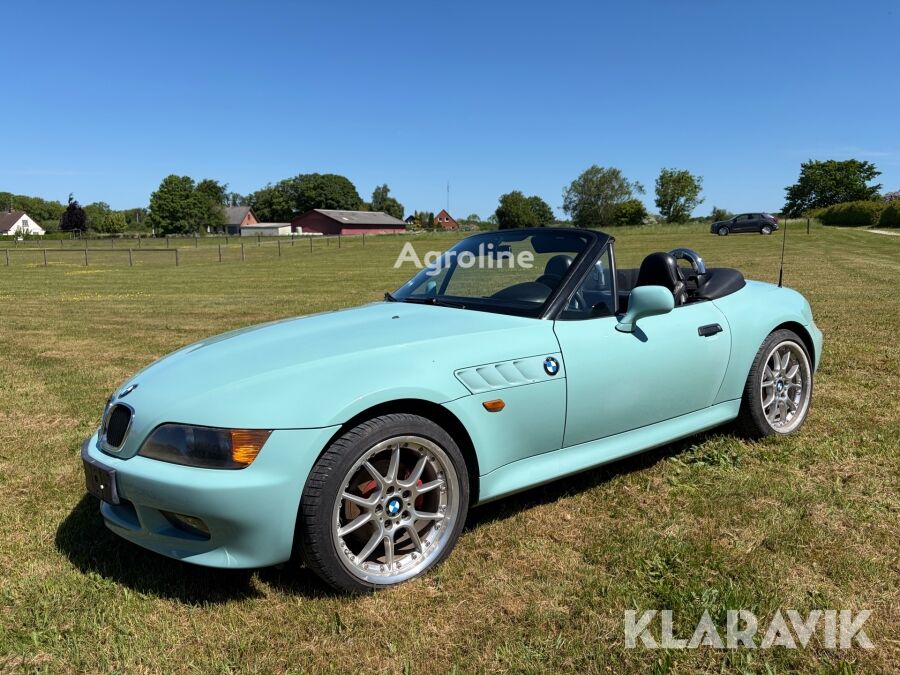 Prodaje se BMW Z3 tanjiraču na aukciji