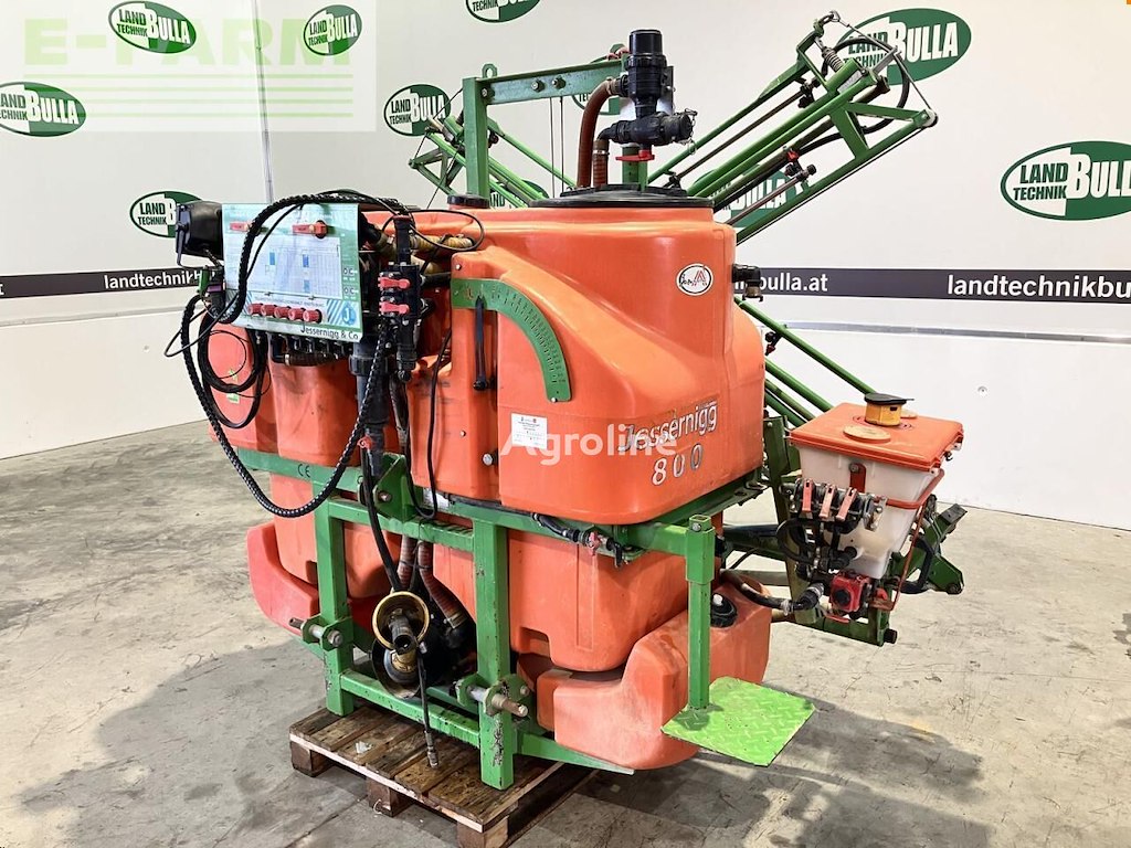 Jessernigg type 800 - 1000 liter - 12 meter vučena prskalica