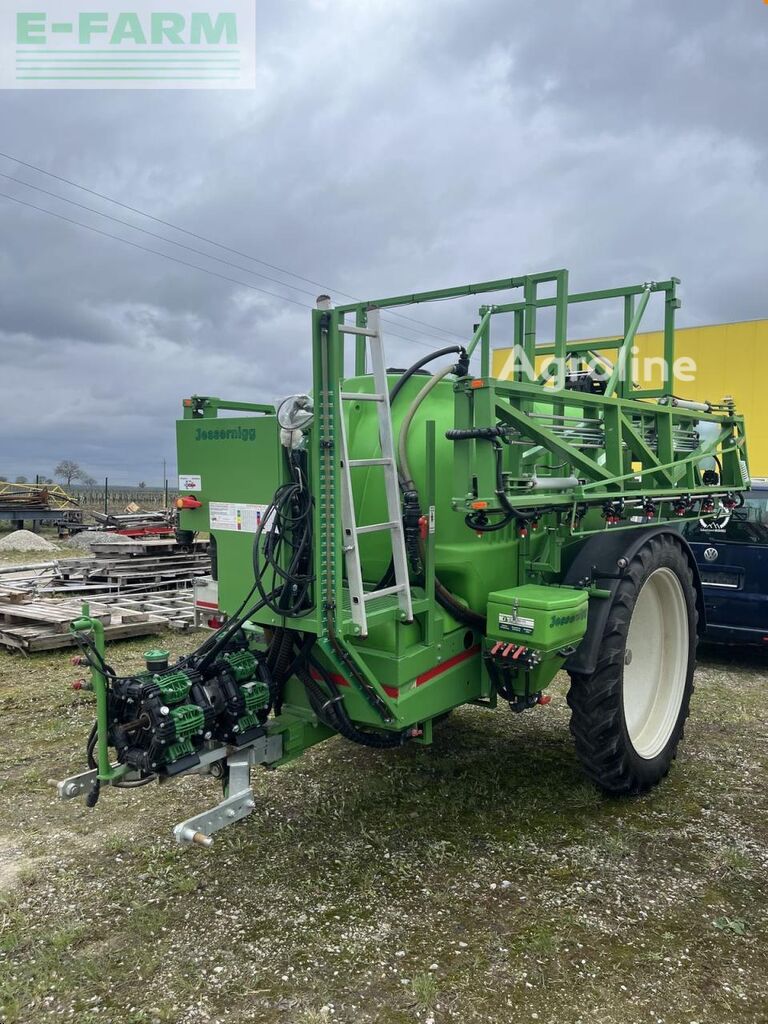 Jessernigg agrogigant 3000 vučena prskalica